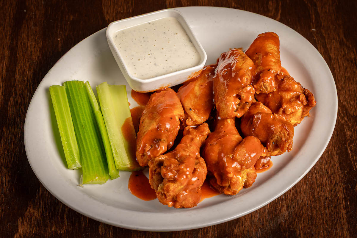 Dallas–Fort Worth Sports Bars You Need to Visit for Big Screens, Cold ...