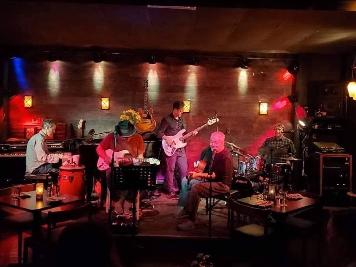 Dallas’ Best Live Music Spots: Lakefront Patios, Romantic Piano Nights ...